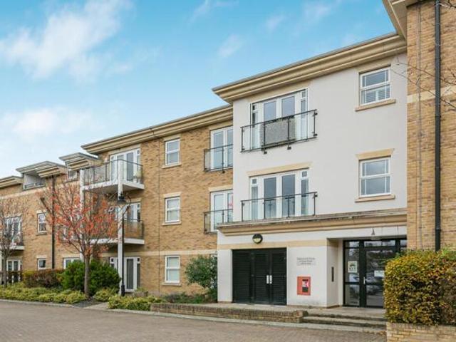 2 Bedroom Shared Living/roommate Sunbury Surrey LS98834924