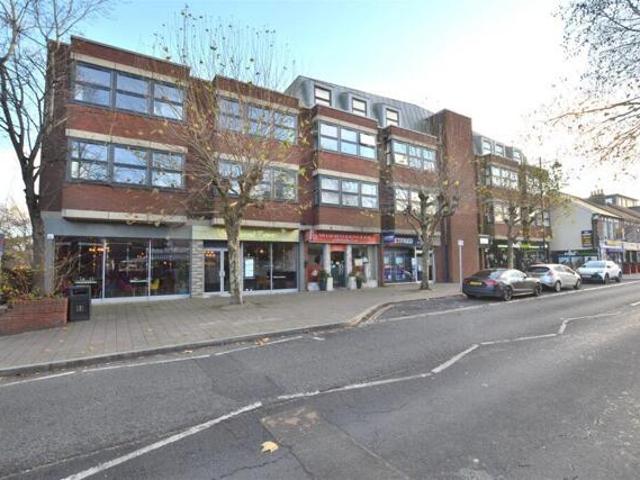 2 Bedroom Shared Living/roommate Surrey Great London 100023839