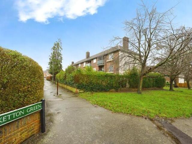 2 Bedroom Shared Living/roommate Surrey Surrey 101931701