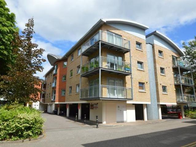2 Bedroom Shared Living/roommate Surrey Surrey LS100097038