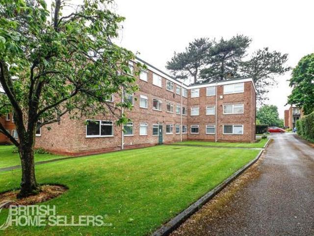 2 Bedroom Shared Living/roommate Sutton Coldfield Birmingham LS99054969