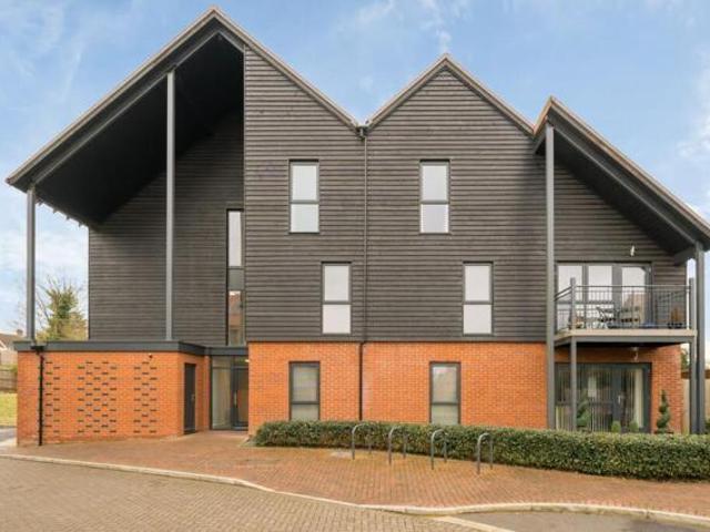 2 Bedroom Shared Living/roommate Sutton Scotney Hampshire 99344906