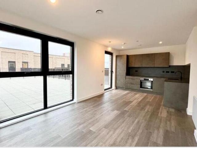 2 Bedroom Shared Living/roommate Salford Greater Manchester 100338782