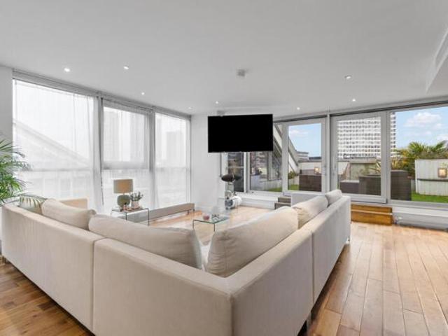 2 Bedroom Shared Living/roommate Salford Salford 99735766