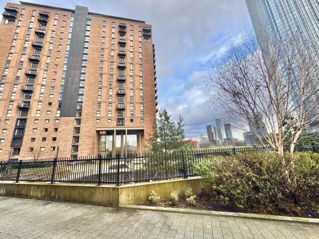 2 Bedroom Shared Living/roommate Salford Salford 100615308