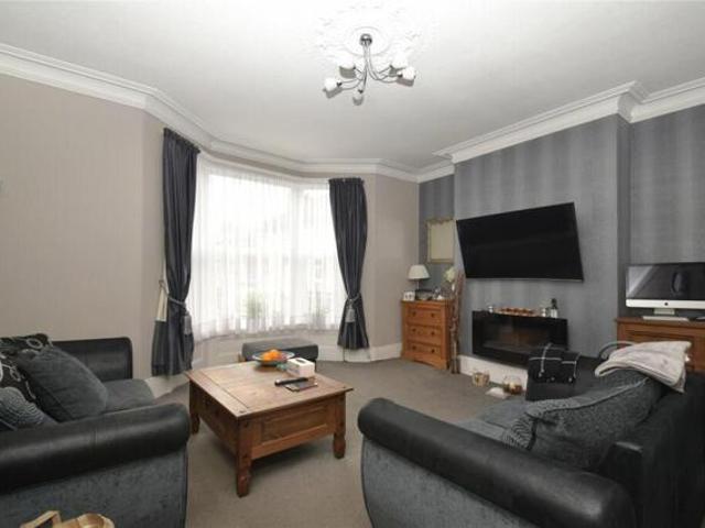 2 Bedroom Shared Living/roommate Scarborough North Yorkshire 90178900