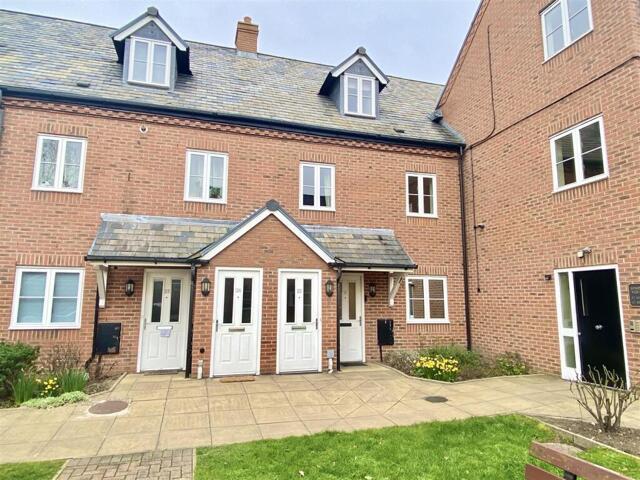 2 Bedroom Shared Living/roommate Shrewsbury Shropshire LS99926397
