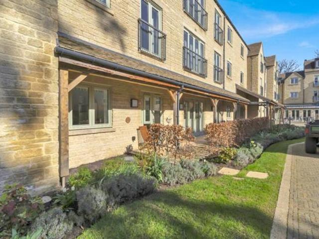 2 Bedroom Shared Living/roommate Siddington Gloucestershire LS100953620