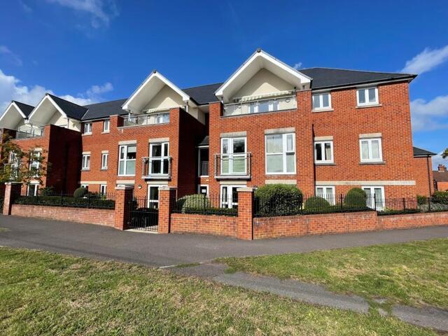 2 Bedroom Shared Living/roommate Southampton Road Southampton Road LS100058049