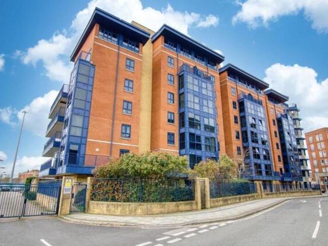 2 Bedroom Shared Living/roommate Southampton Southampton 100366487