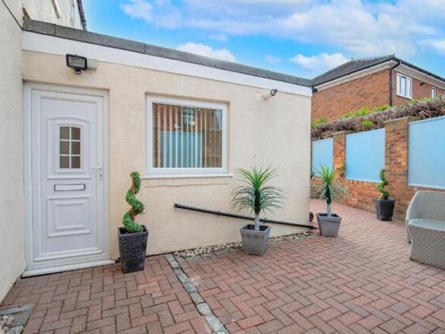 2 Bedroom Shared Living/roommate Southport Sefton 98718488