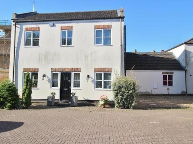 2 Bedroom Shared Living/roommate Spalding Lincolnshire LS100158632
