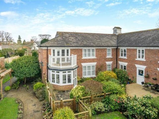 2 Bedroom Shared Living/roommate Tattenhall Cheshire West And Chester LS100240852