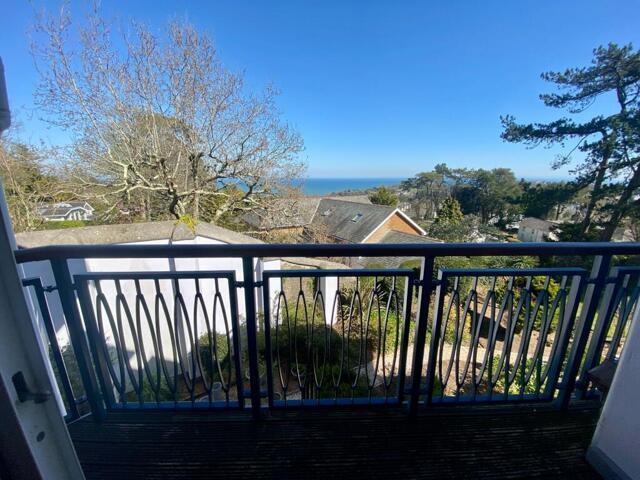 2 Bedroom Shared Living/roommate Torbay Devon LS101060279