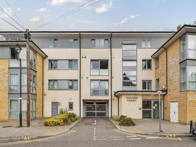 2 Bedroom Shared Living/roommate Uxbridge Great London LS100366464
