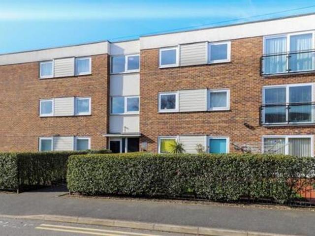 2 Bedroom Shared Living/roommate Uxbridge Greater London 100579055