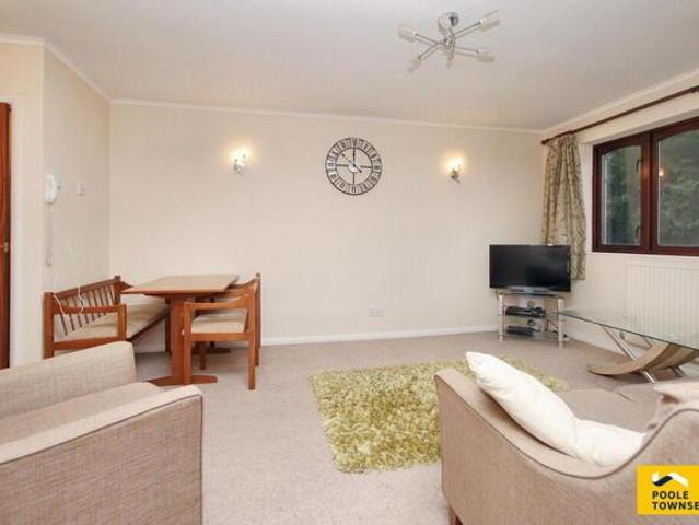 2 Bedroom Shared Living/roommate Ulverston Cumbria LS100426026