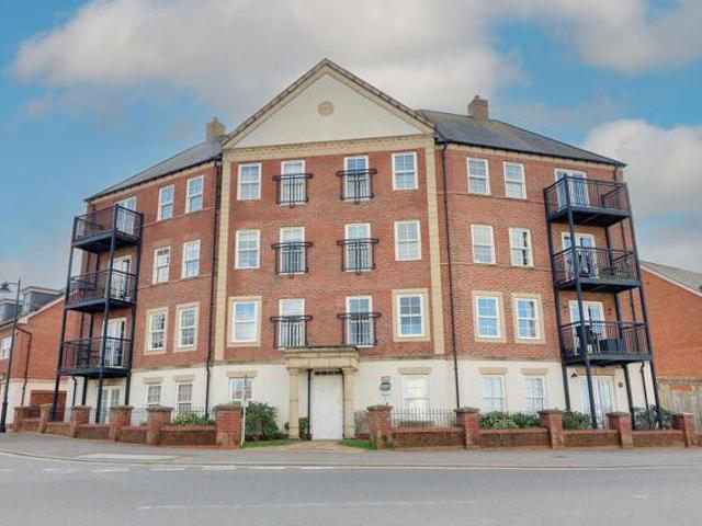 2 Bedroom Shared Living/roommate Waterlooville Hampshire LS101675413
