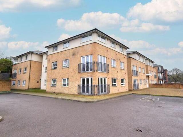 2 Bedroom Shared Living/roommate Watford Hertfordshire 101743341