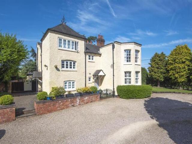 2 Bedroom Shared Living/roommate Weeford Weeford LS99237172