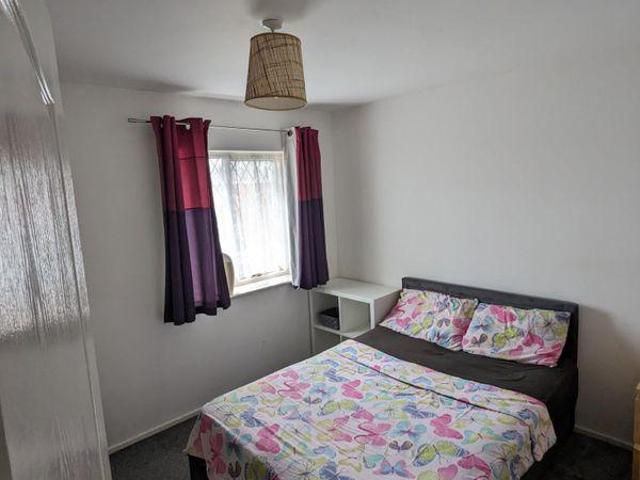 2 Bedroom Shared Living/roommate West Midlands England 97413571