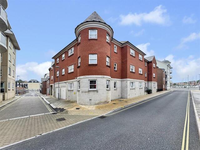 2 Bedroom Shared Living/roommate Weymouth Dorset 100649068