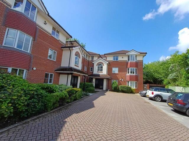 2 Bedroom Shared Living/roommate Wilmslow Cheshire East 98903548