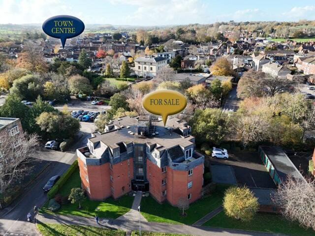 2 Bedroom Shared Living/roommate Wimborne Dorset LS99436624