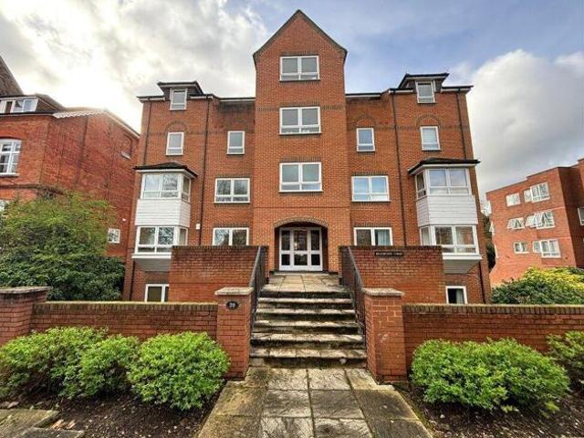 2 Bedroom Shared Living/roommate Windsor Berkshire 101856061