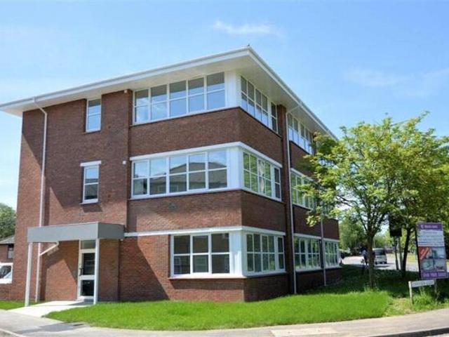 2 Bedroom Shared Living/roommate Wokingham Wokingham 100425982