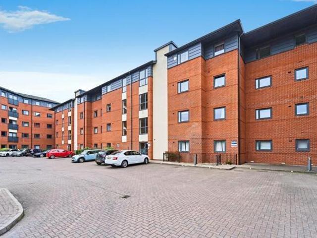2 Bedroom Shared Living/roommate Wolverhampton Wolverhampton LS100503227