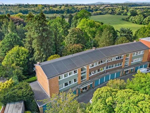 2 Bedroom Shared Living/roommate Worcester Worcestershire 101678720