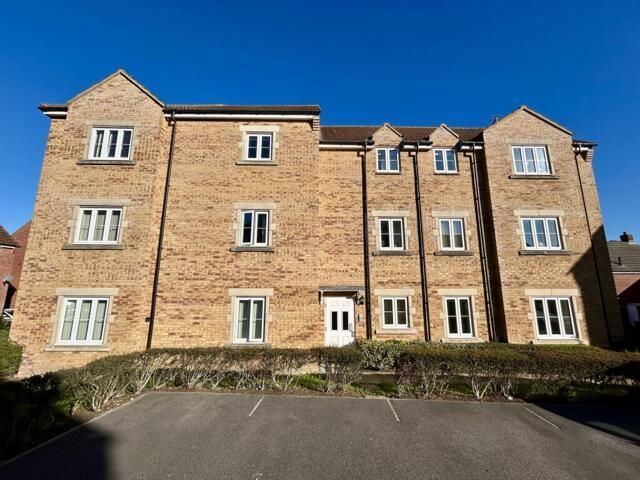 2 Bedroom Shared Living/roommate Yeovil Somerset 98687510