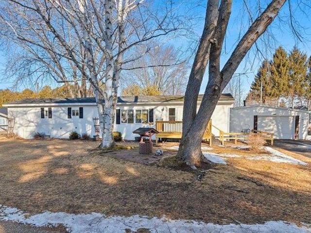 2 bedroom, Shawano WI 54166 89532561