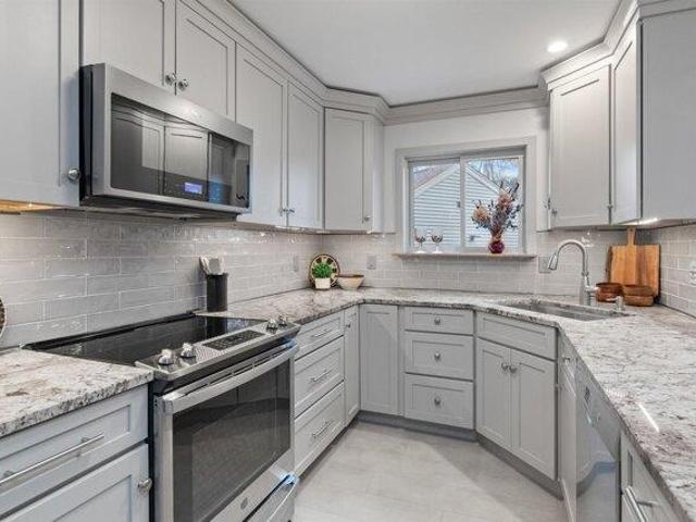 2 bedroom, Shelburne VT 05482 LS102708246