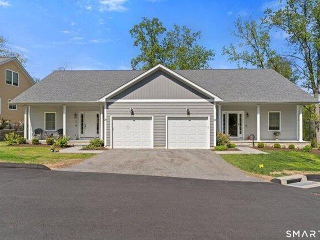 2 bedroom, Shelton CT 06484 102723938