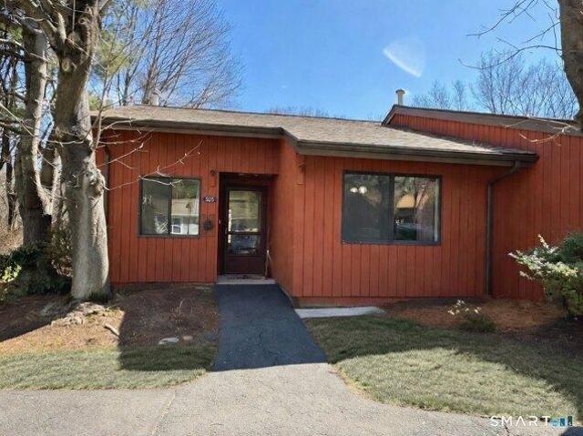 2 bedroom, Shelton CT 06484 102025949