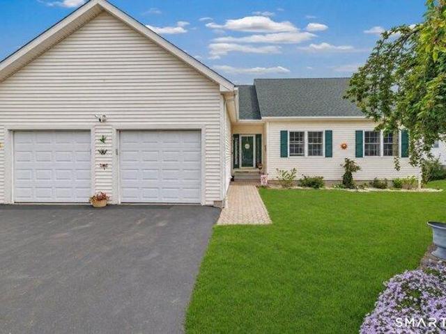 2 bedroom, Shelton CT 06484 103070183