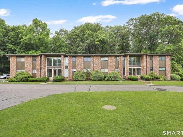 2 bedroom, Shelton CT 06484 104409596