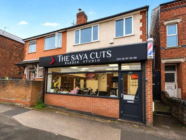 2 Bedroom Shop Commercial