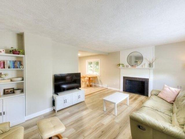 2 bedroom, Shrewsbury MA 01545 103809657