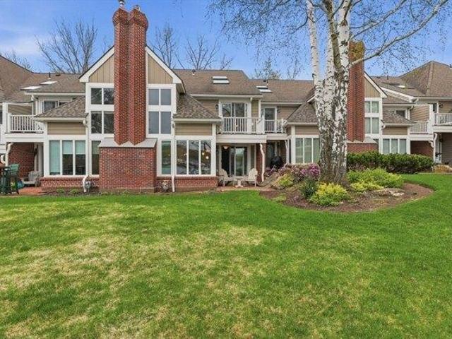 2 bedroom, Shrewsbury MA 01545 104850259