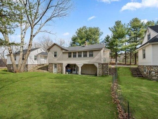 2 bedroom, Shrewsbury MA 01545 LS102410856