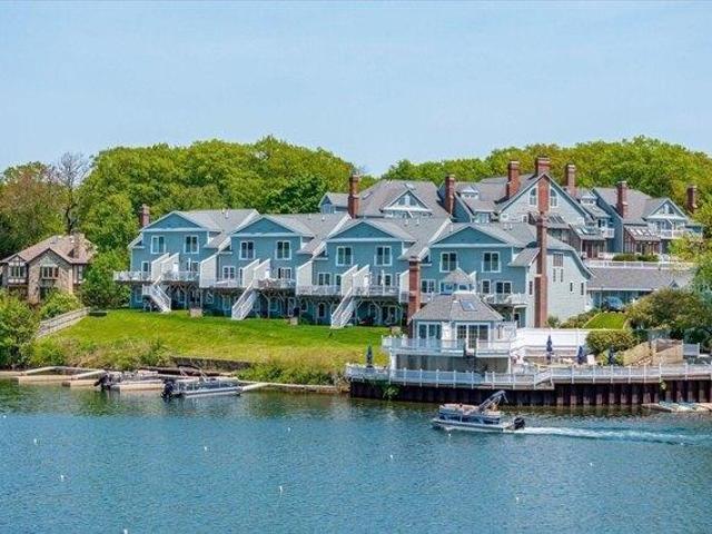 2 bedroom, Shrewsbury MA 01545 LS102780254