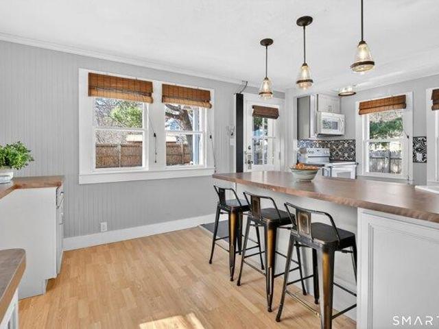2 bedroom, Simsbury CT 06070 LS101573869
