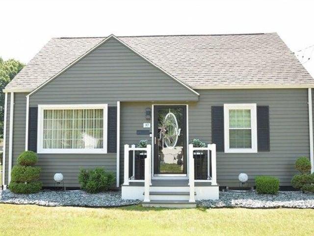 2 bedroom, Springfield MA 01104 105082194