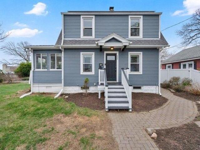 2 bedroom, Springfield MA 01104 LS102372420