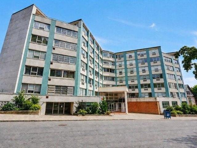 2 bedroom, Springfield MA 01105 104192380