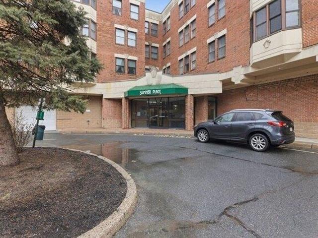 2 bedroom, Springfield MA 01108 104849436