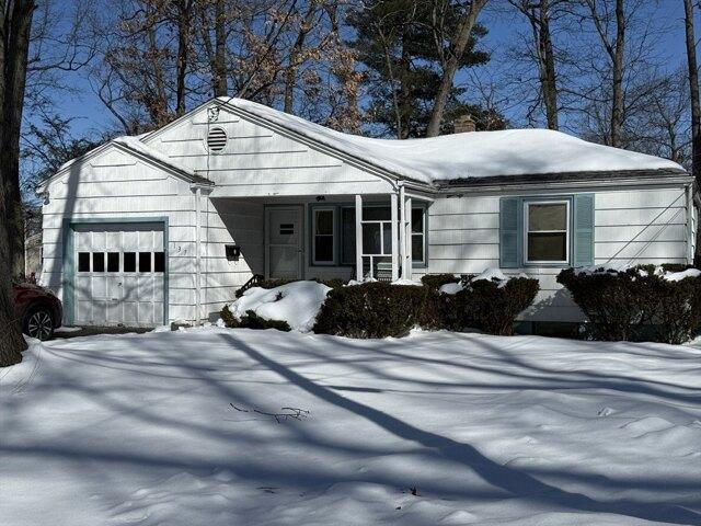 2 bedroom, Springfield MA 01109 LS102594137